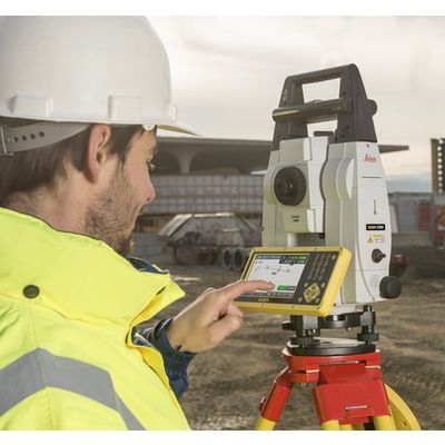 Leica iCON iCR80 Robotic Total Station LG6013431 | C.R. Kennedy