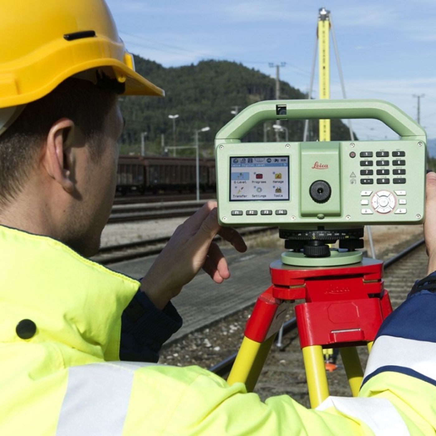 Leica LS10 & LS15 Digital Levels 00Z804 | C.R.Kennedy Geospatial Solutions