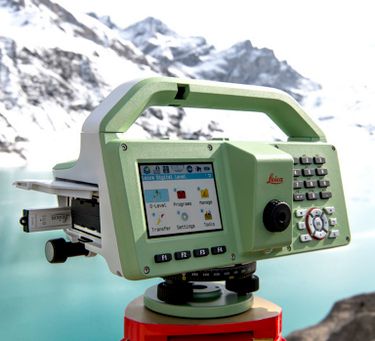 Leica LS10 & LS15 Digital Levels 00Z804 | C.R.Kennedy Geospatial Solutions