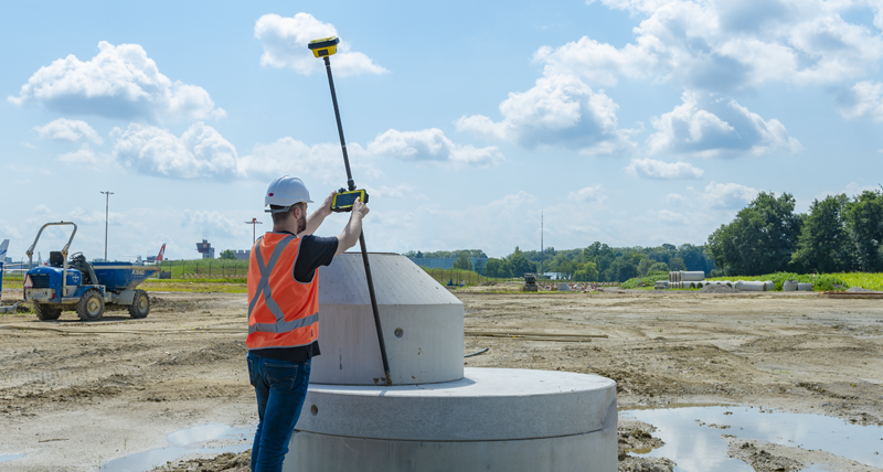 Leica iCON GPS 70 T Smart Antenna with Tilt Compensation LG868647G | C ...